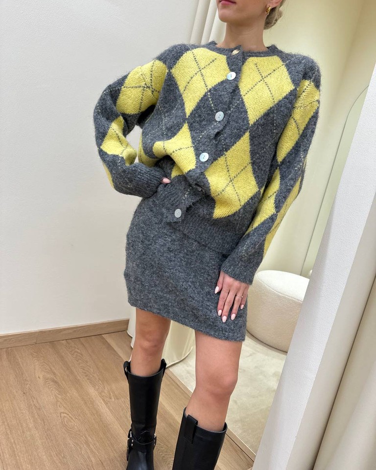 Completo cardigan rombi e gonna grigio e lime Vicolo - Scintille Store